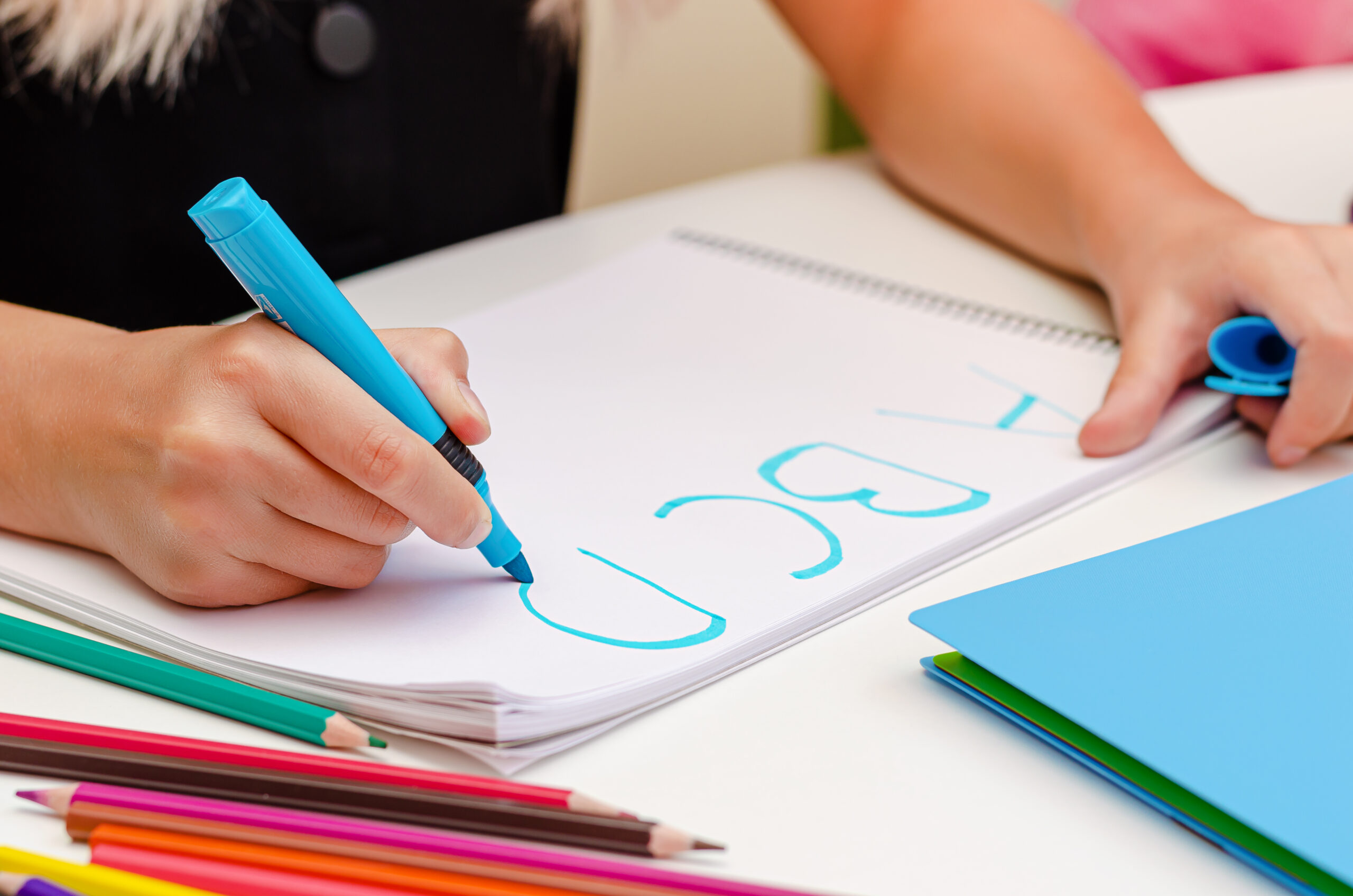 Handwriting vs. Typing: Is One Better Than the Other? – HonorsGradU
